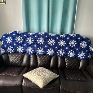 Beautiful Dusty Snowflake Throw - Etsy