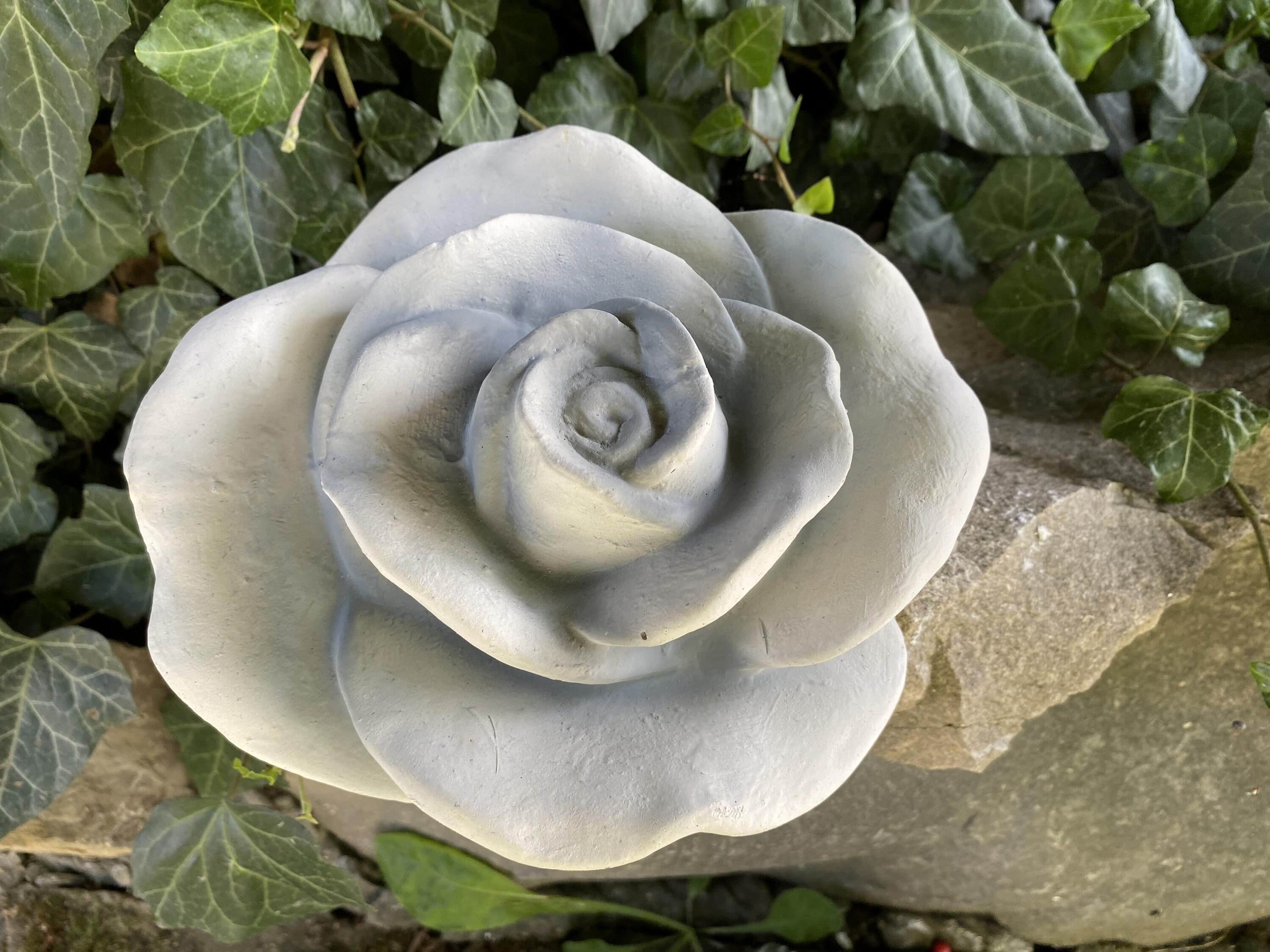 Rose Bud Statue Stone Flower Concrete Rose Garden Ornament - Etsy