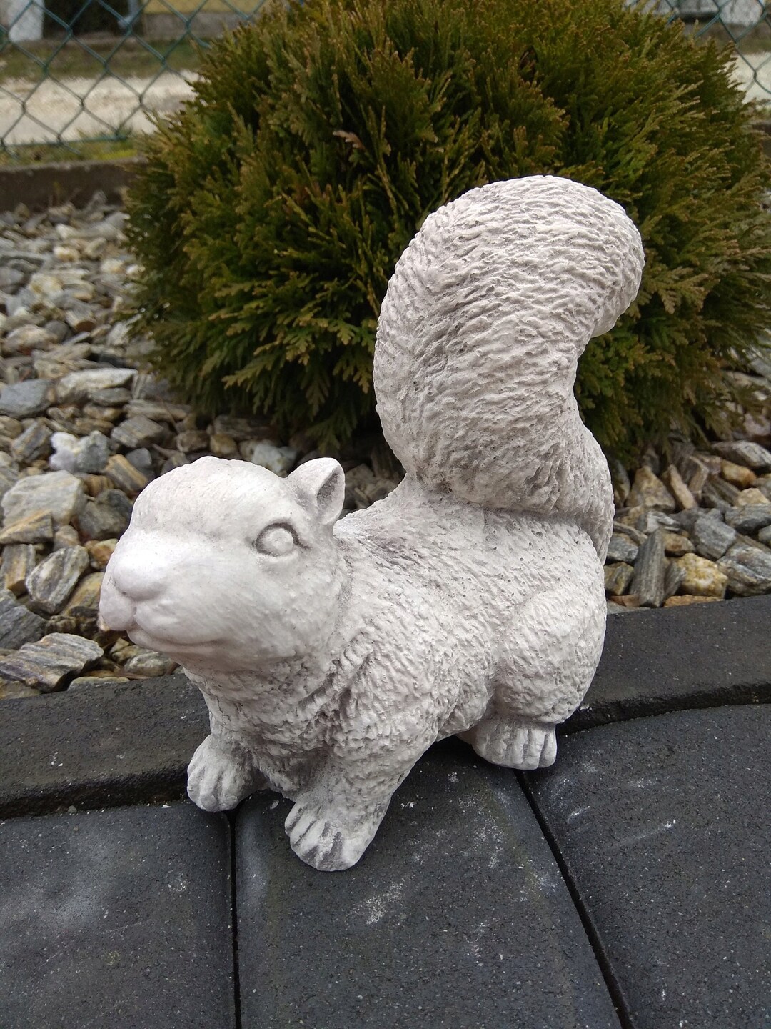 Vintage Squirrel Statue, Life-size Squirrel Decor, Concrete Animal ...