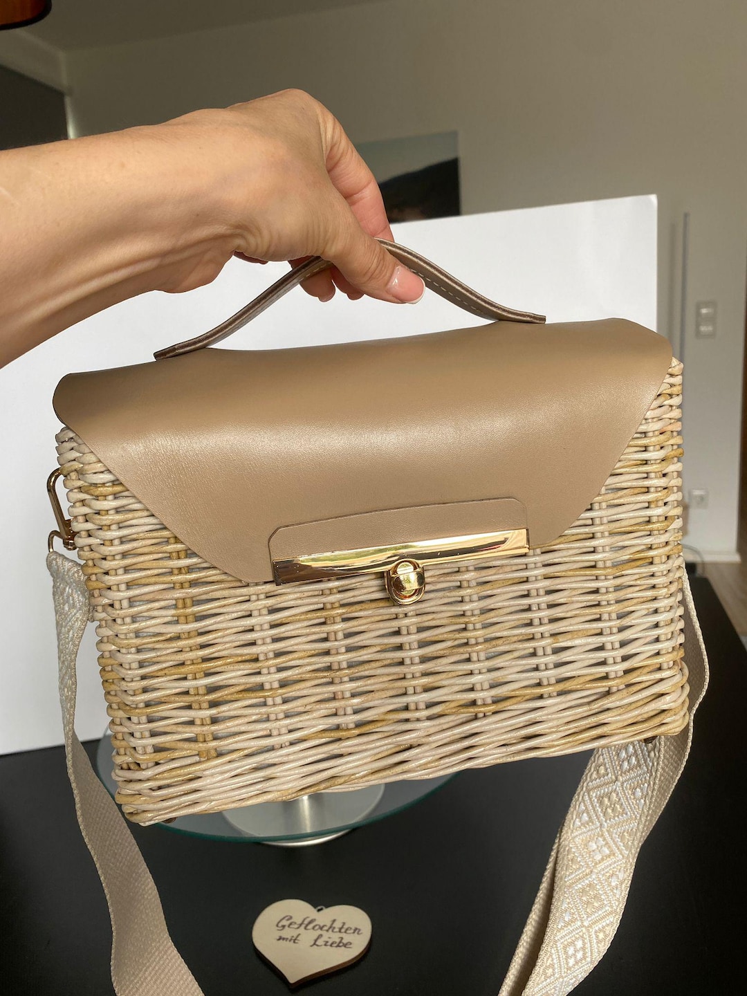 Handbag With Leather Lid Braided Beige Ladies Handbag Beige Braided ...