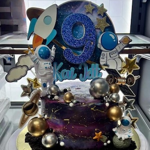 Space Cake Topper, Space Birthday Party, Astronaut Party Decor ...