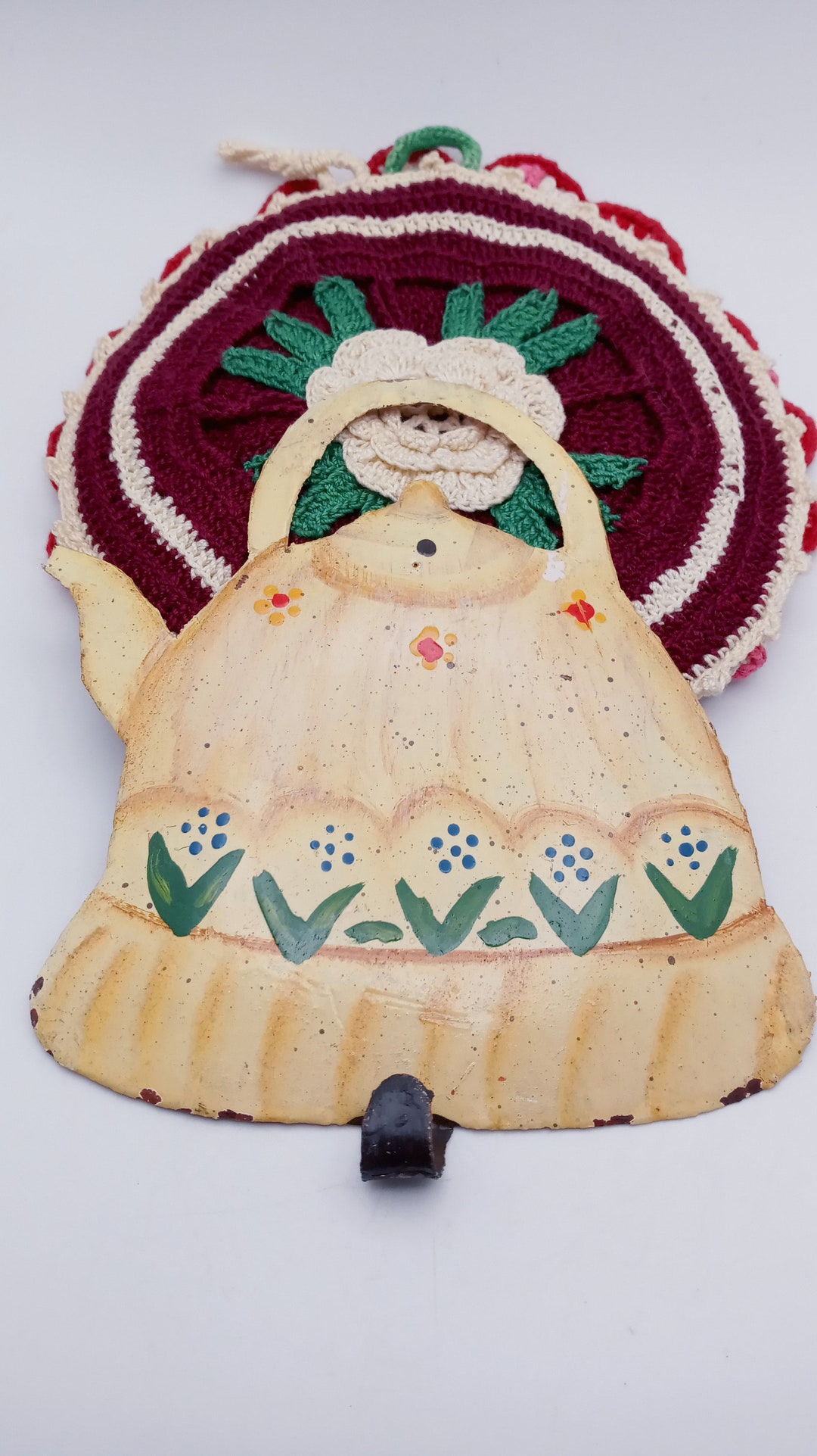 Vintage Painted Tin Teapot Potholder Hanger and 4 Vintage Crocheted ...