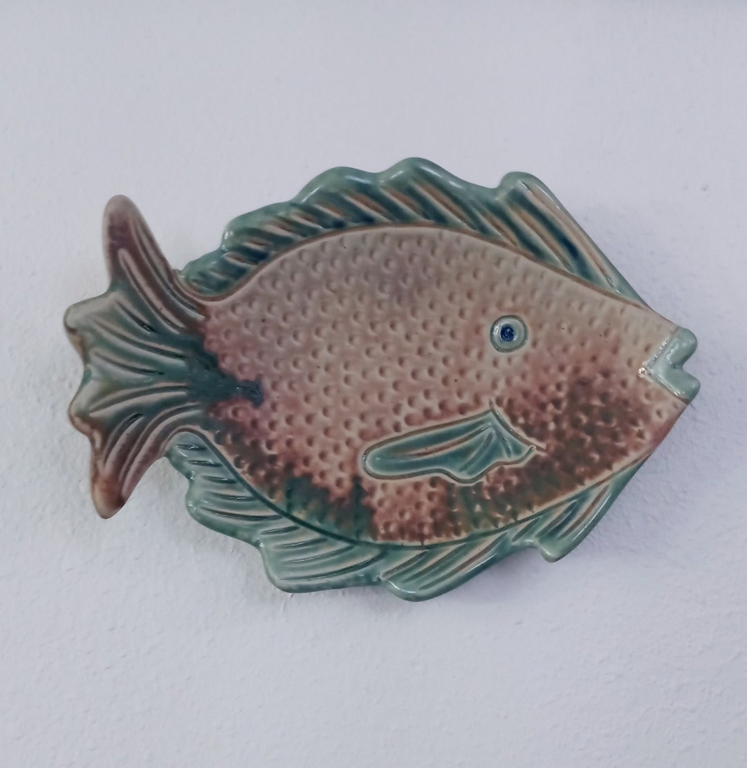 Paul Lyon, Pottery Fish Wall Hanging: Signed Lyon '94, Brown & Green ...