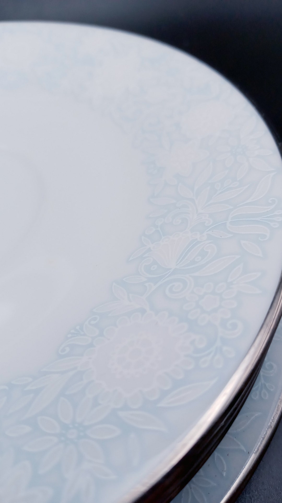 Set of 3 Saucers, 1 Bread Plate in Noritake ravel Pattern - Etsy