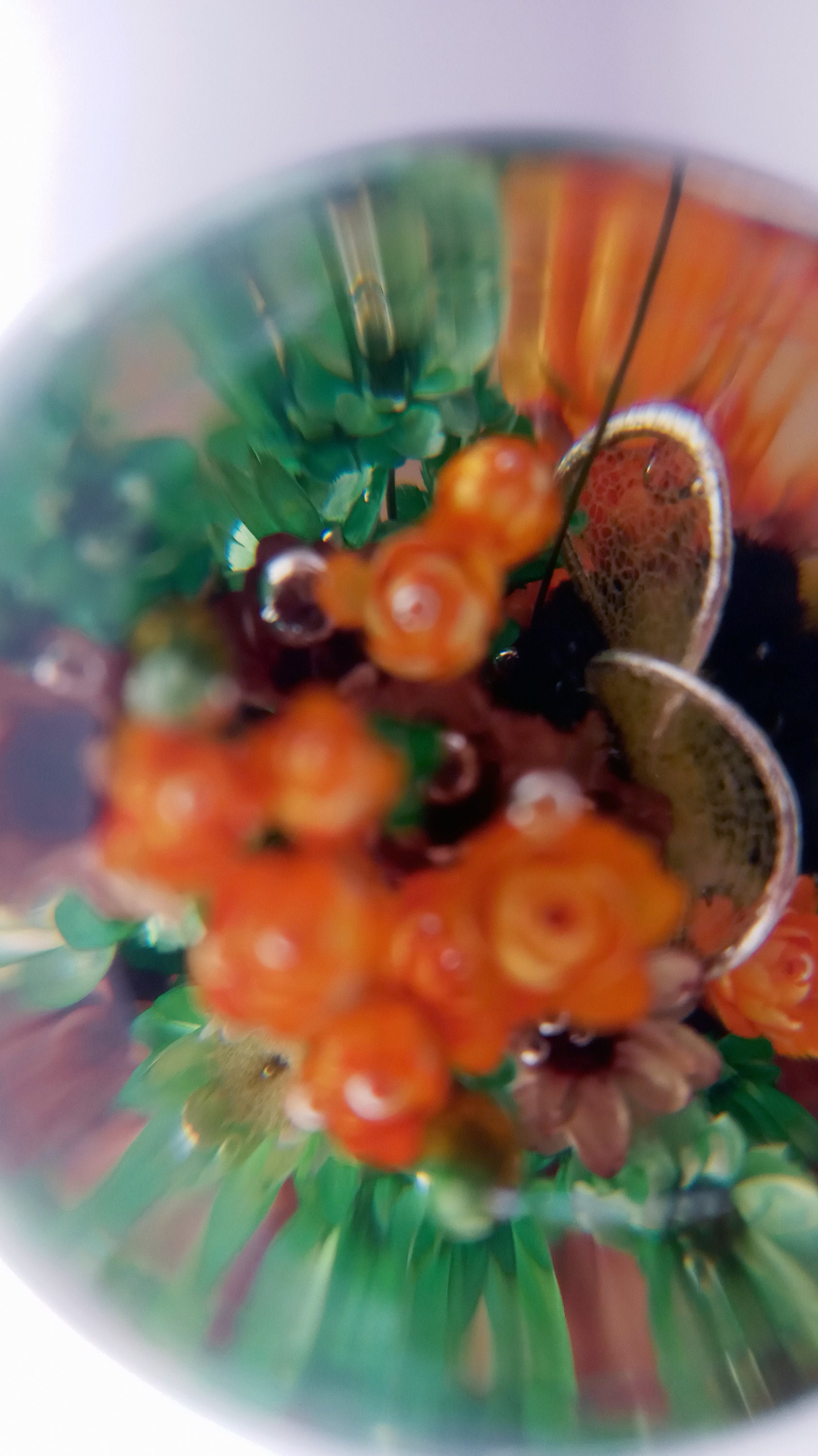 Paperweights Collectibles Daisyglas Company Dried Flowers and Faux Bee ...