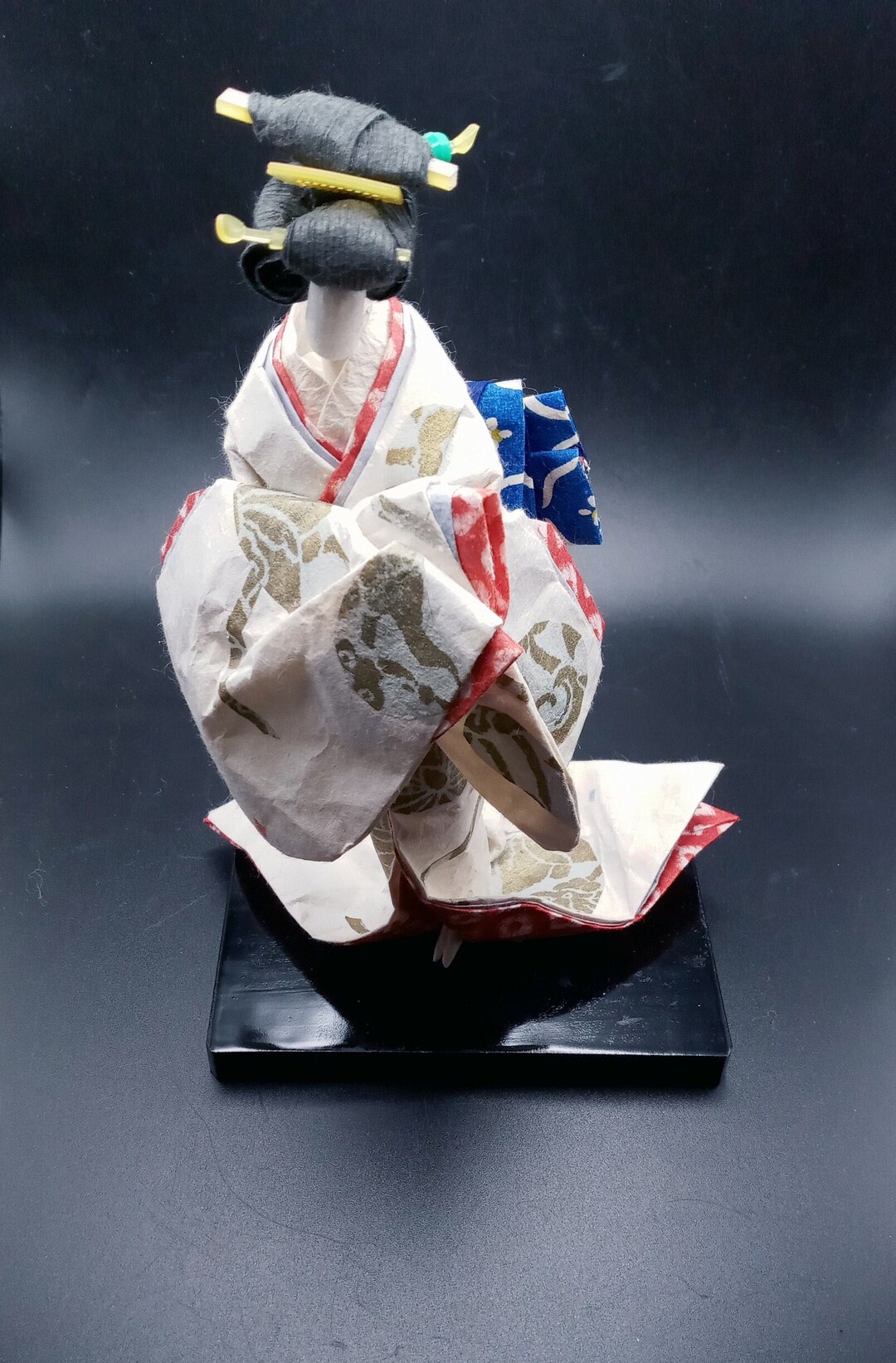 Washi Ningyo, Geisha Doll, Japanese Origami Paper Doll on Stand ...