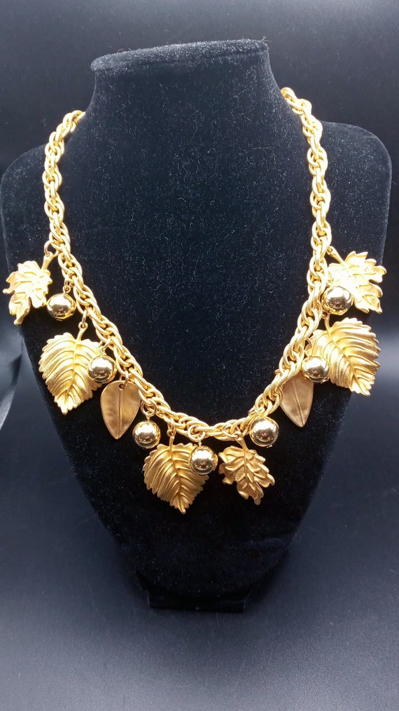 napier gold and shiny - Gem