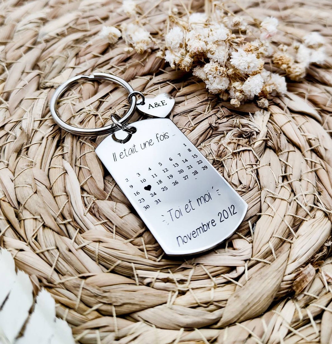 Personalized Calendar Key Ring With Engraved Date / Couple Gift ...