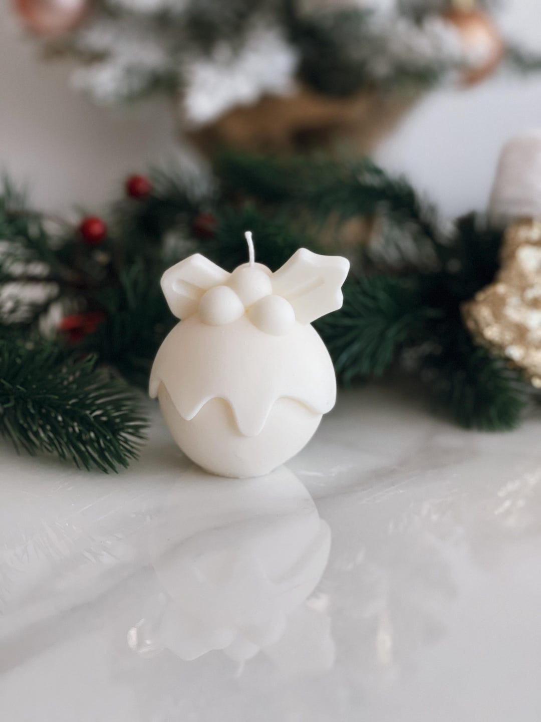 CHRISTMAS PUDDING CANDLE | Winter Holiday Candle, Christmas Candle ...