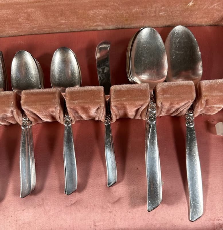 44 Pc Set Community South Seas Silverplate Flatware W/original Chest - Etsy