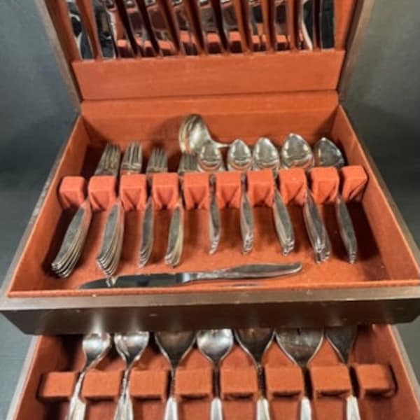Oneida Community Silverplate Winsome Flatware Set - Etsy