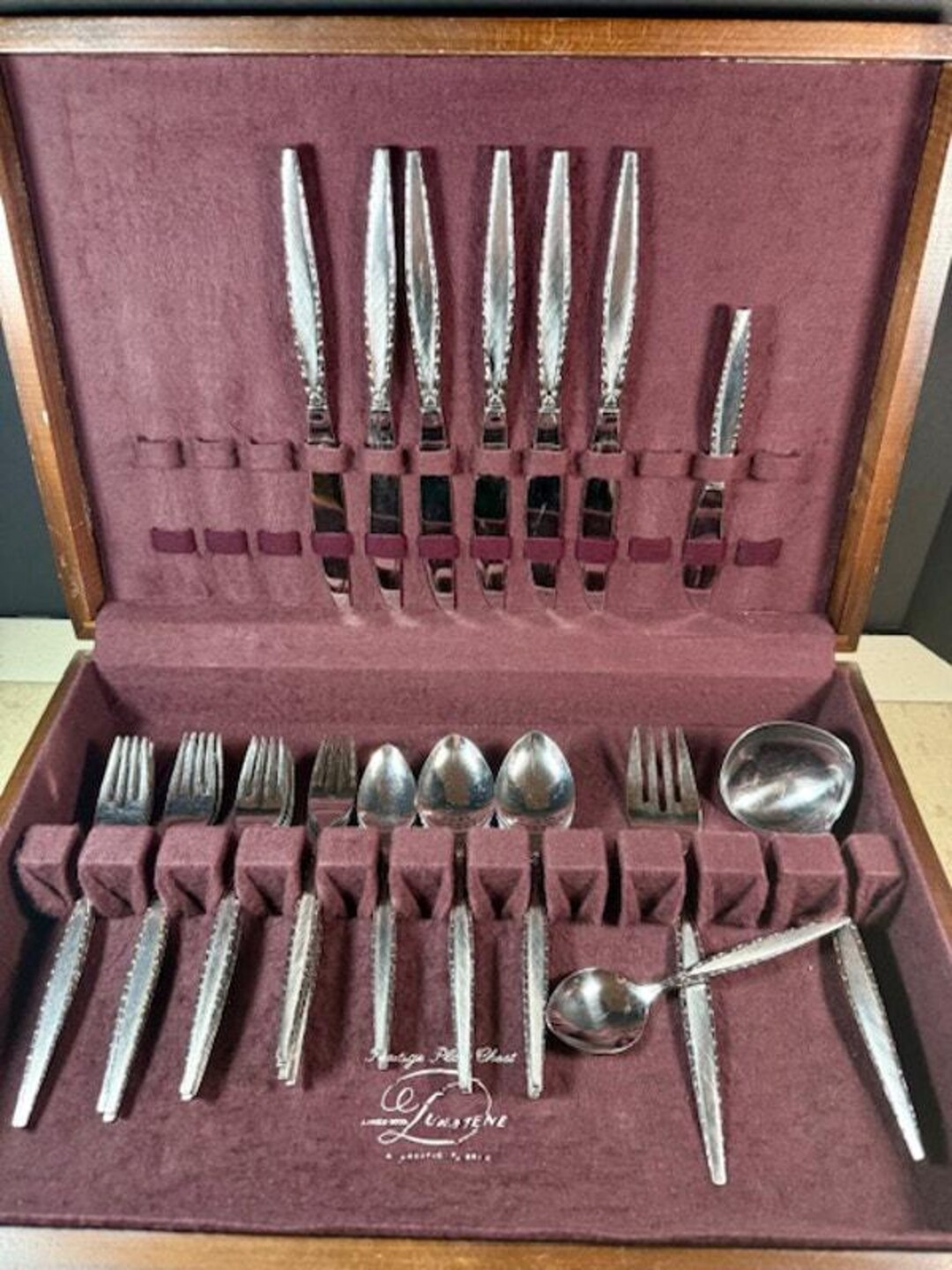 40 Pc Oneida Community Venetia Stainless Flatware W/chest - Etsy