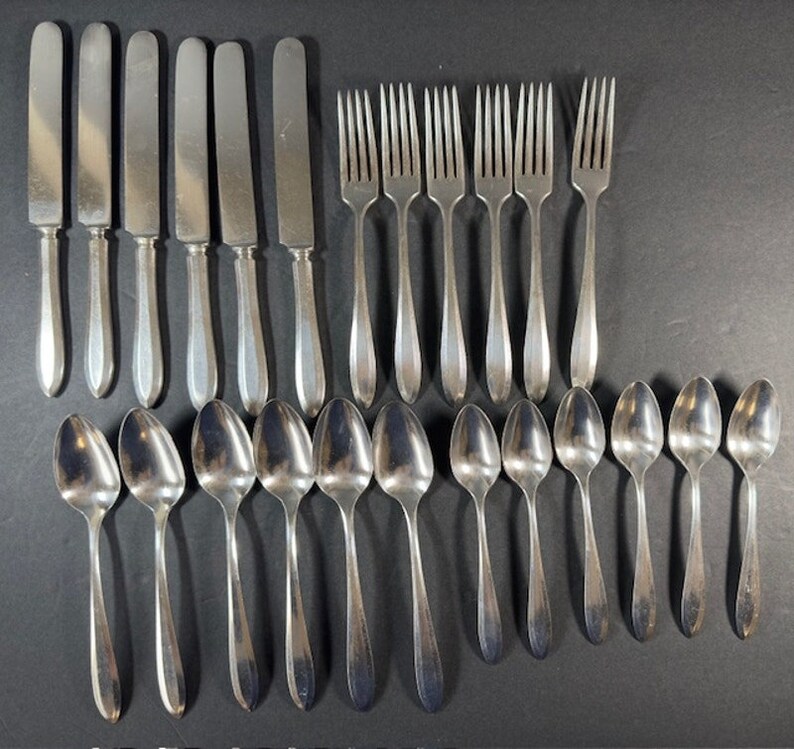24 Pc Set Community Patrician Silverplate Flatware - Etsy