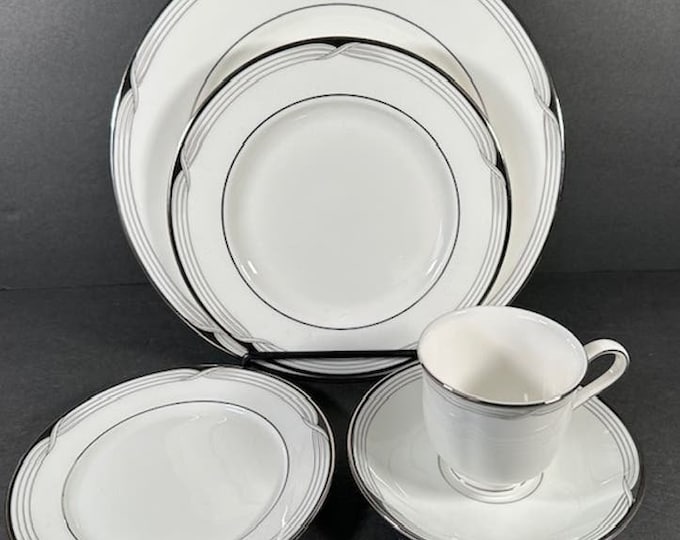 Lenox Erin Debut Collection Fine Bone China USA 5 Piece Place Setting ...