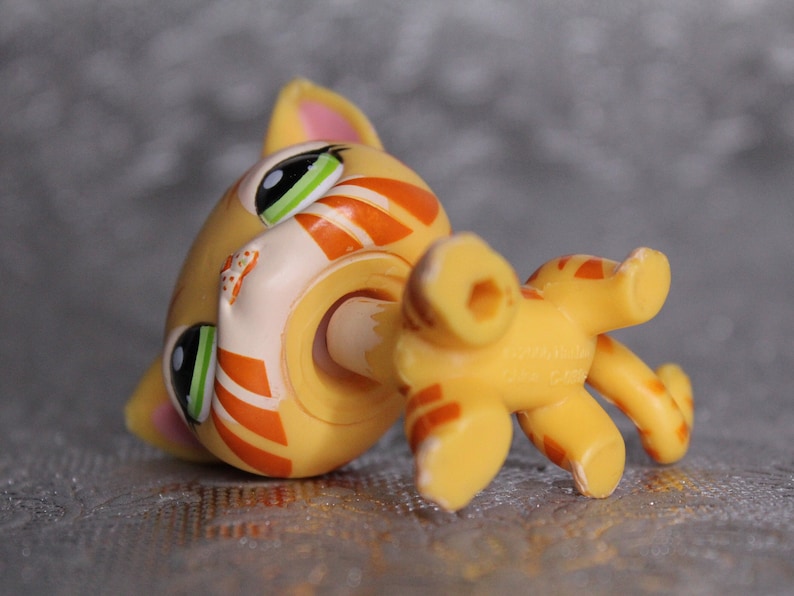 Littlest Pet Shop Tiger Shorthair Cat 1451 AUTHENTIC LPS - Etsy