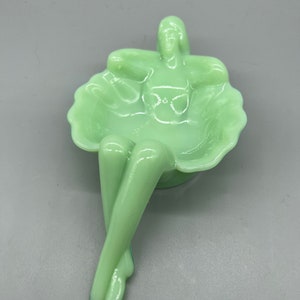 Bathing Beauty Soap Dish / Trinket Dish Jadeite Jadite Jade Green Hand ...