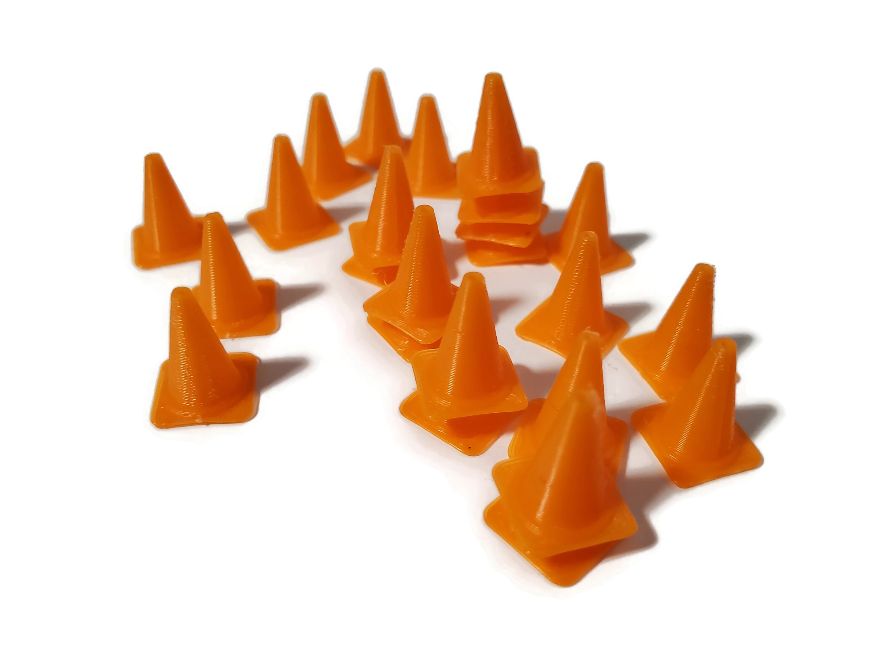 Miniature Stackable Traffic Cones Road Warning Barriers 24pc 1/64 Scale ...