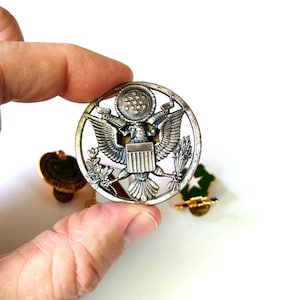 4 Vintage Military Pins/badge - U.S. Army Drill Instructor Pin, 6th ...