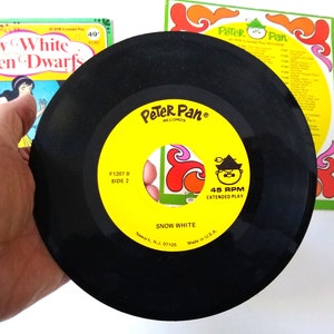 1960s Peter Pan 45 RPM Vinyl Records - F1207 Snow White and the Seven ...