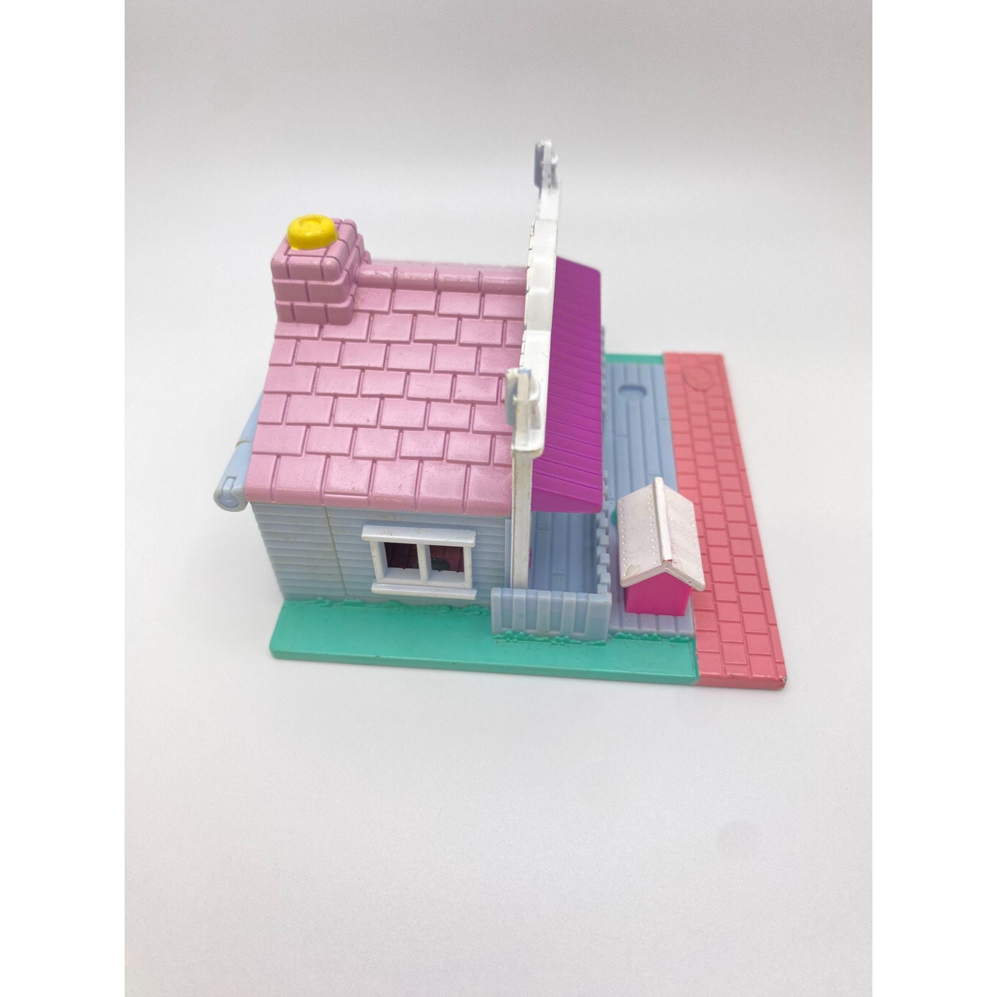 1993 Polly Pocket Polly's Pet Shop / Pet Store Polly & Cat Figures ...