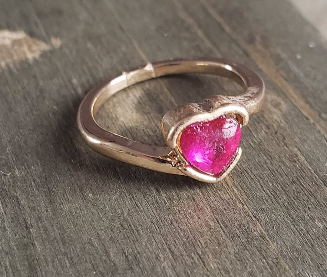 Magenta Pink Stone Gold Ring- 18k Gold Pink Crystal Ring- Gold ...