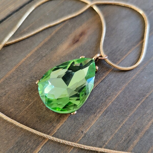 Sage Green Crystal - Etsy