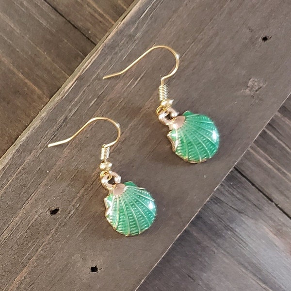 Green Seashells - Etsy