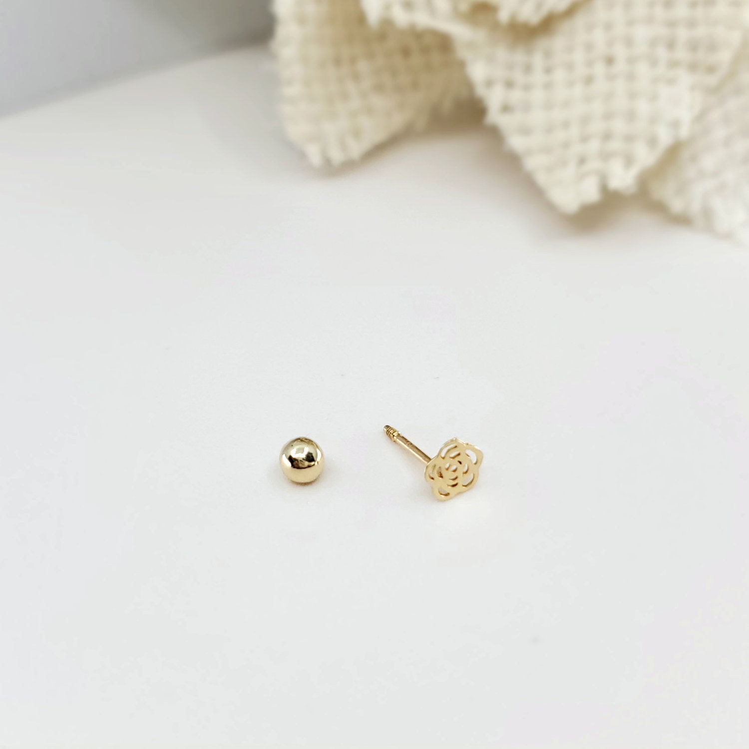 14K Solid Gold Small Flower Stud Earring Piercing Earring - Etsy