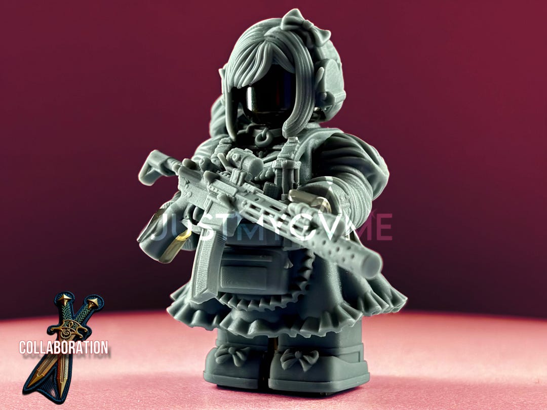 TACTICUTE MARCELINE |> Fits All Minifigures | Studio Quality Display ...