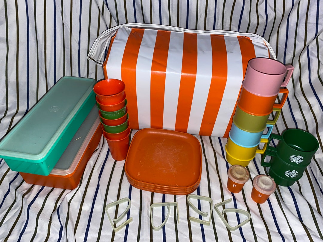 Retro Tupperware Picnic Set - Etsy