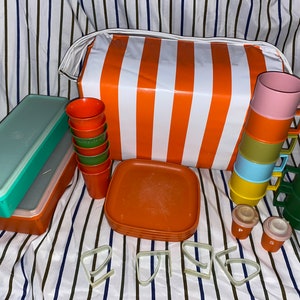 Retro Tupperware Picnic Set - Etsy