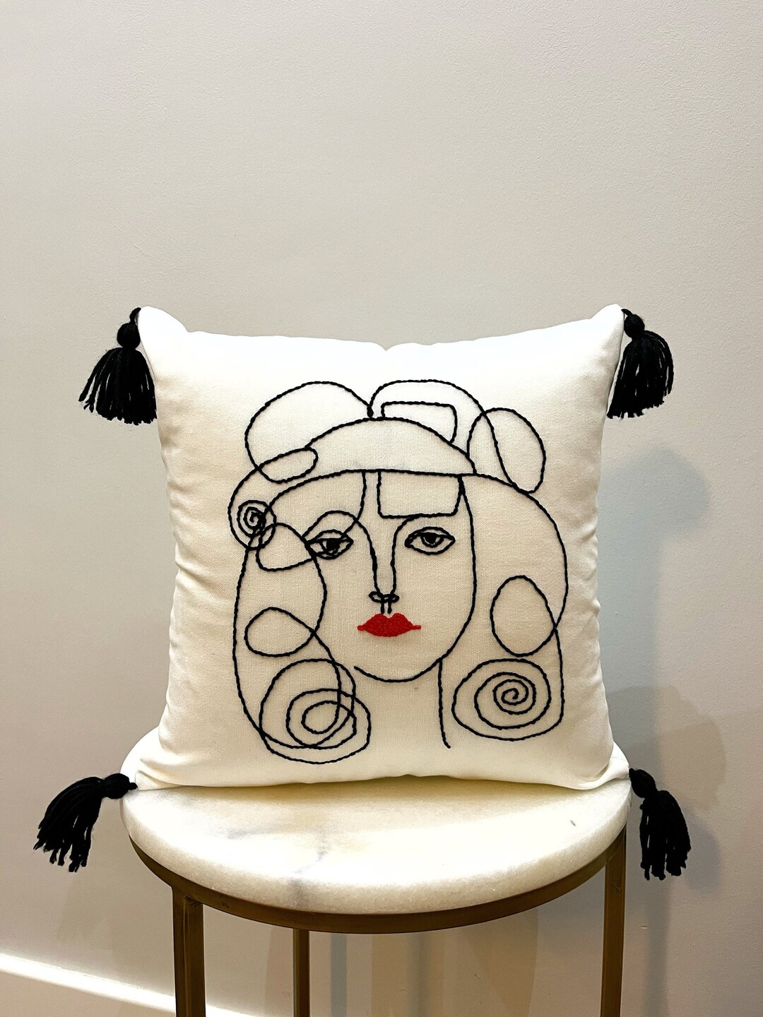 Picasso Art Punch Pillow|female Line Art Face Handmade Punch Needle ...