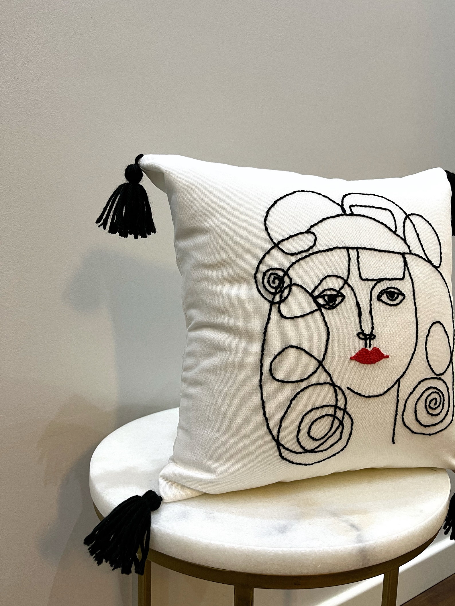 Picasso Art Punch Pillowfemale Line Art Face Handmade Punch Needle ...