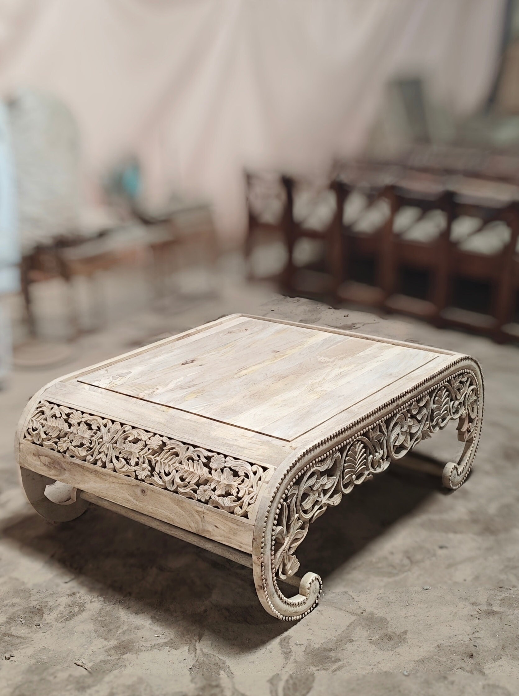 Cosmic Arts Indian Wooden Hand Carved Round Centre Table, Coffee Table ...