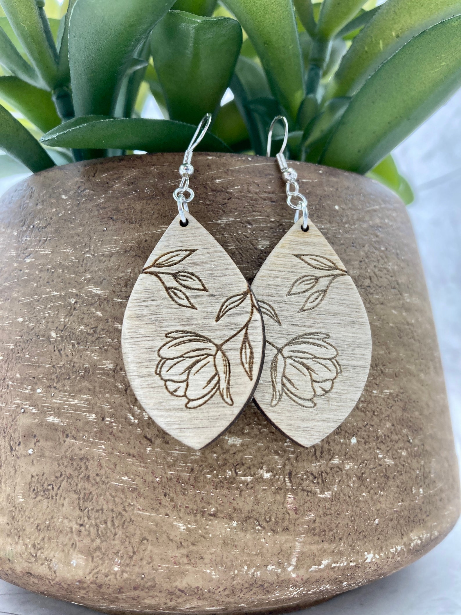 Flower Engrave Design Laser Cut Earring Digital File SVG Design File ...