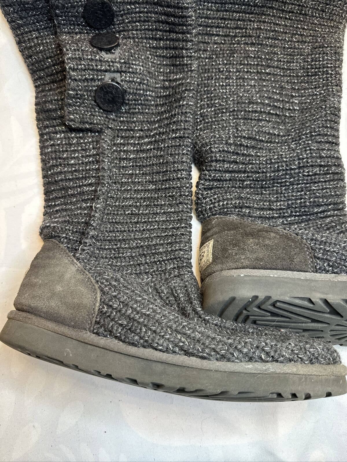 Grey Knit Uggs