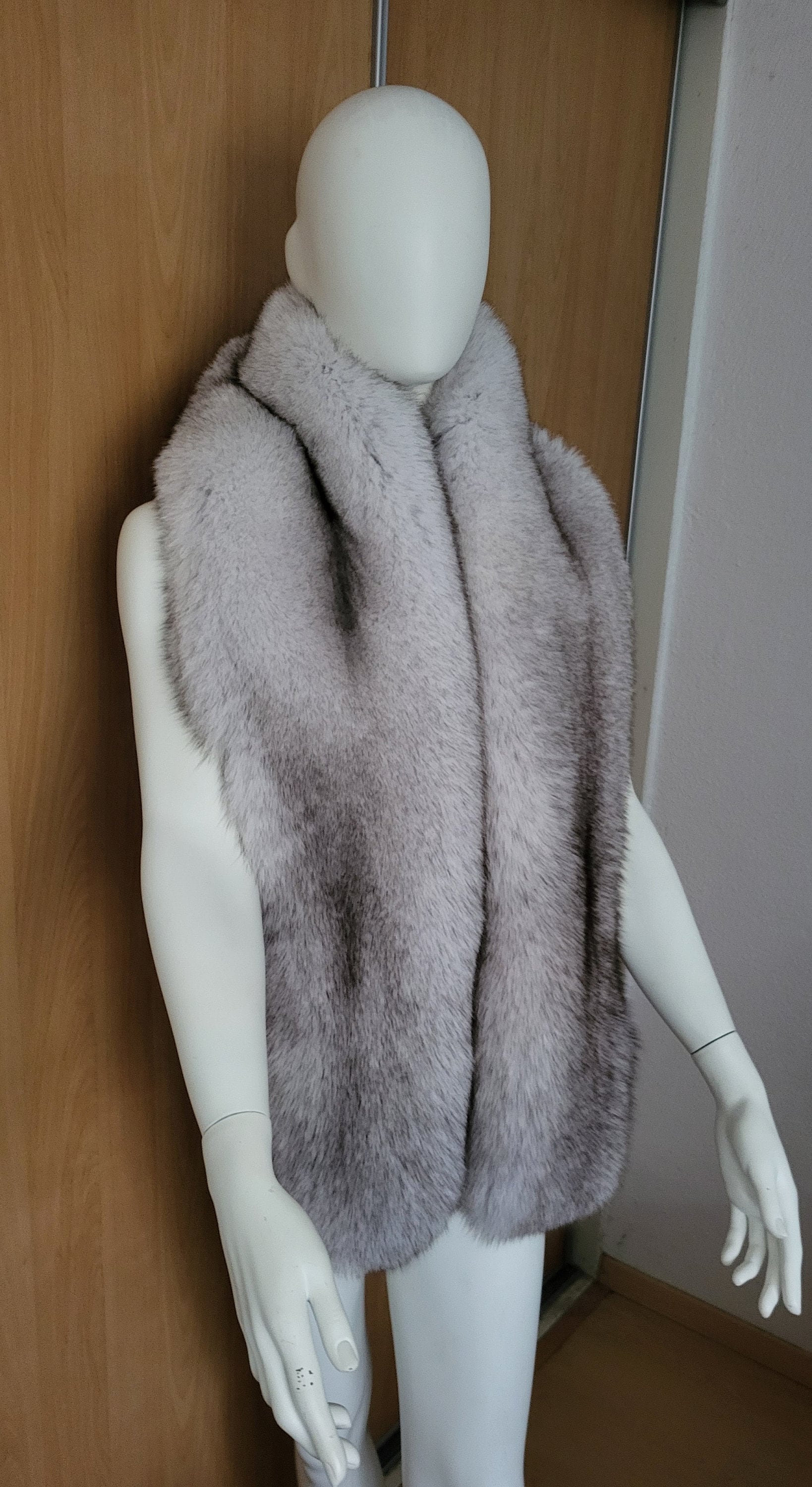 SAGA Blue Fox Fur Wrap/stole/scarf - Etsy
