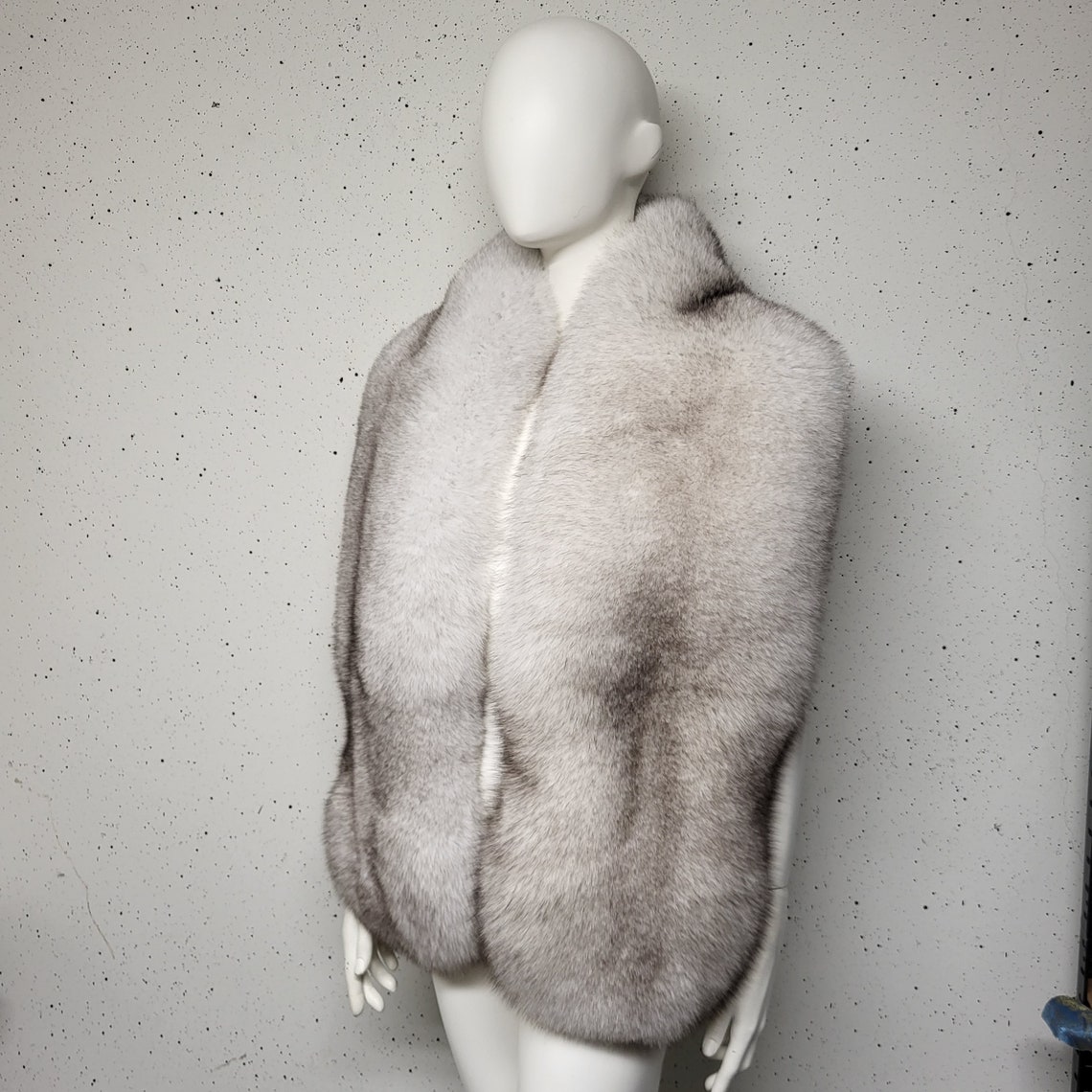 SAGA Blue Fox Fur Wrap/stole/scarf - Etsy