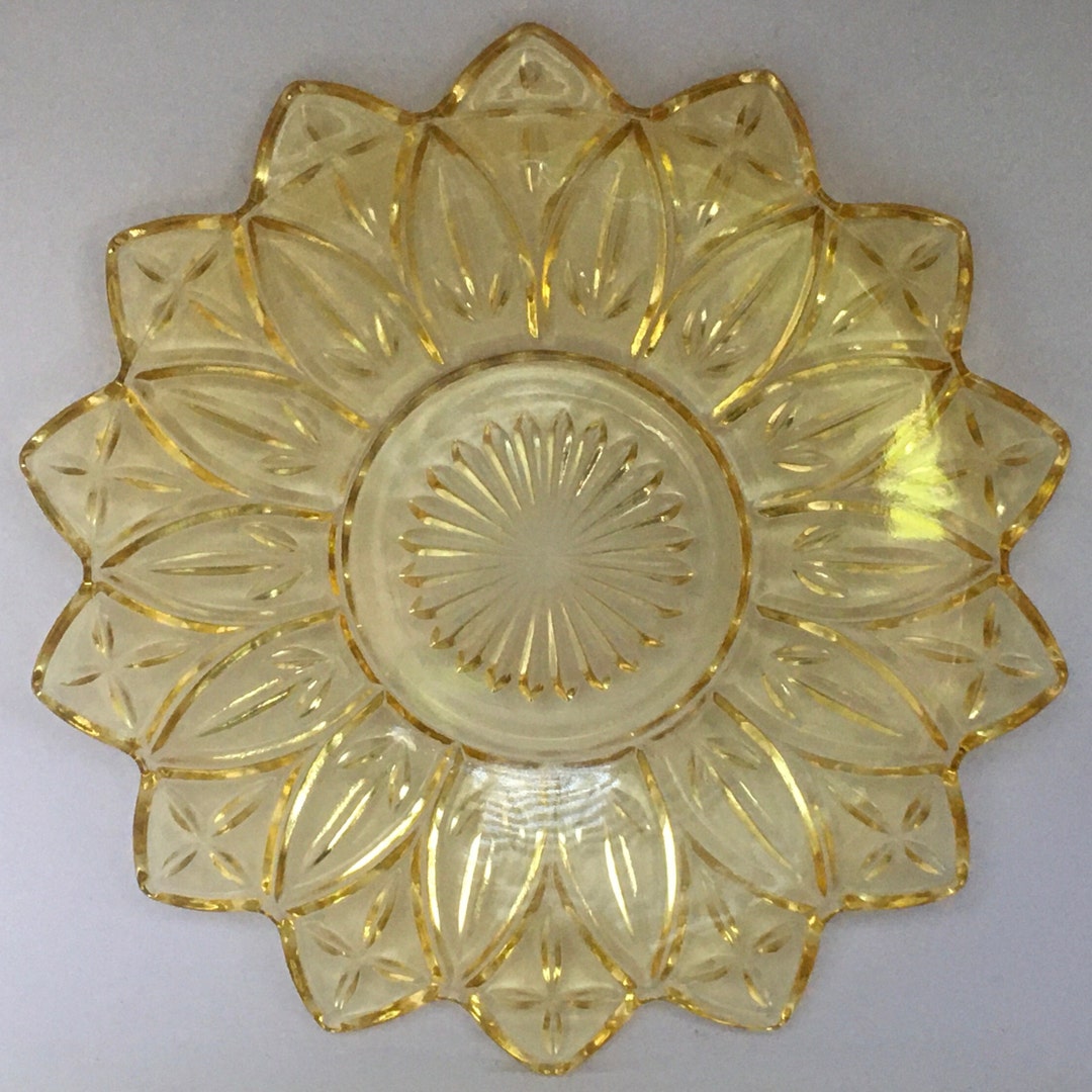 Federal Glass Co Petal Pattern Amber Glass Raised Textured 9” Pressed ...