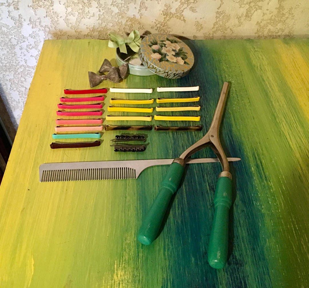 Set Vintage Midcentury Hairstyle Colorful Goody Barrettes Cordless ...