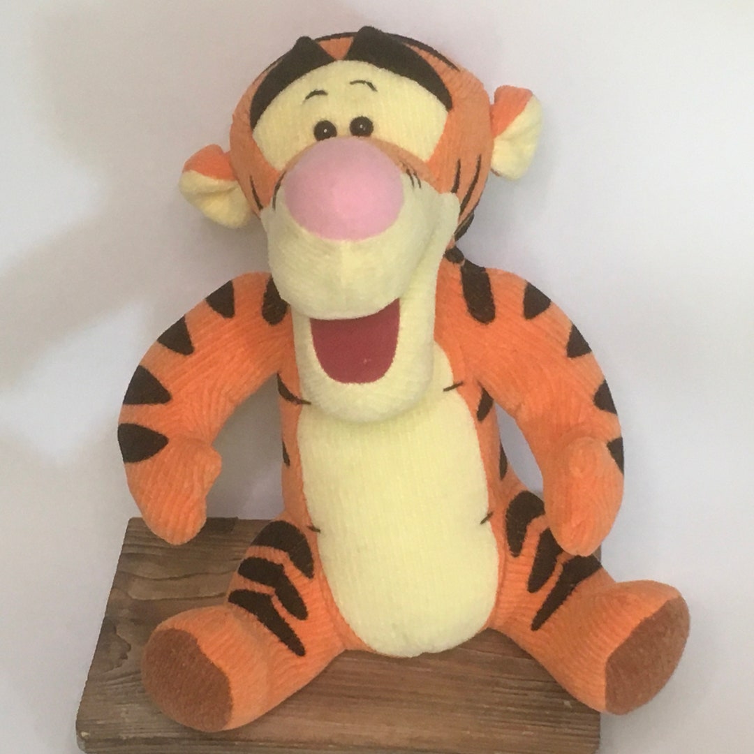 Talking Tigger 1999 Mattel Disney Winnie the Pooh's Tigger Battery ...