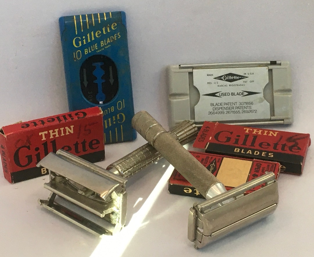 Pair Vintage Gillette Shaving Razor 1952 Super Speed & 1954 Flared Knob ...
