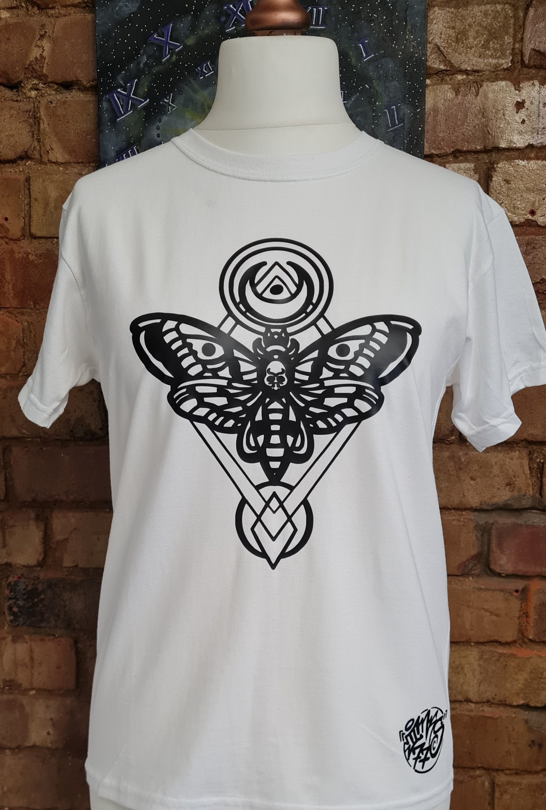 PNG DIGITAL DOWNLOAD geometric Death Moth Death Moth Design Sublimation ...