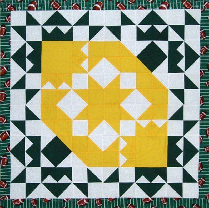 Football Fans Mini Quilt Pattern - Table Topper or Wall Hanging ...