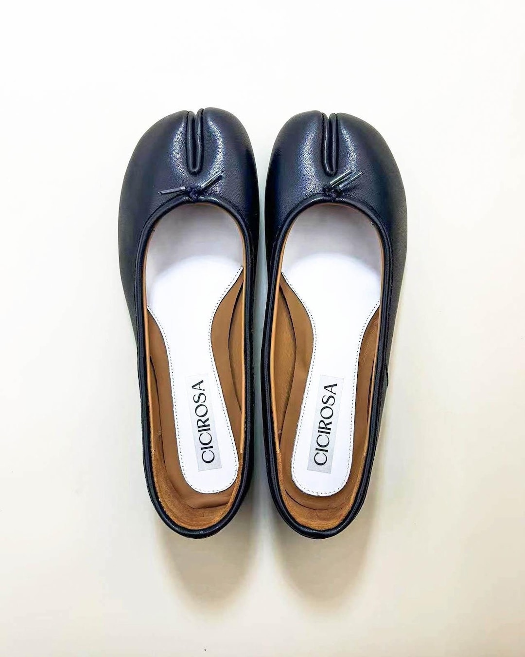 Classic Style Genuine Leather Black Tabi Ballet Flats | Vintage Split ...