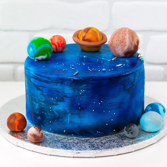 Solar System Themed Cakes