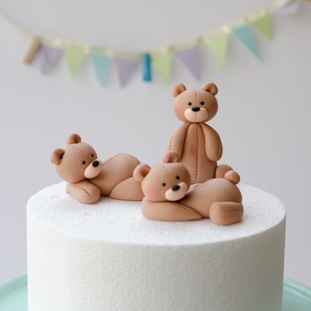 Teddy Bear Cake Toppers Three Fondant Teddy Bears, Baby Shower Cake ...