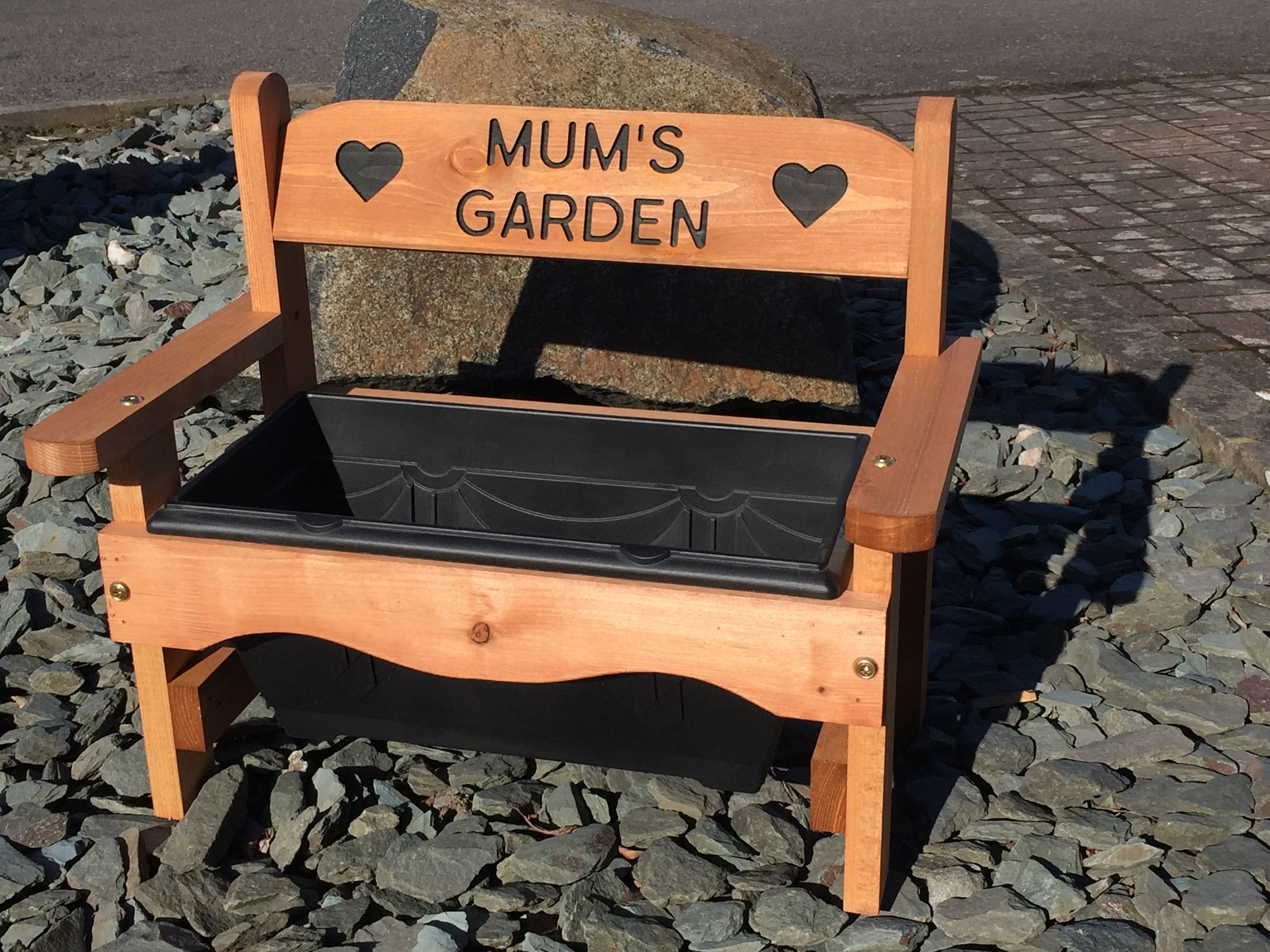 Mum’s Garden Bench Planter Hearts - Etsy UK