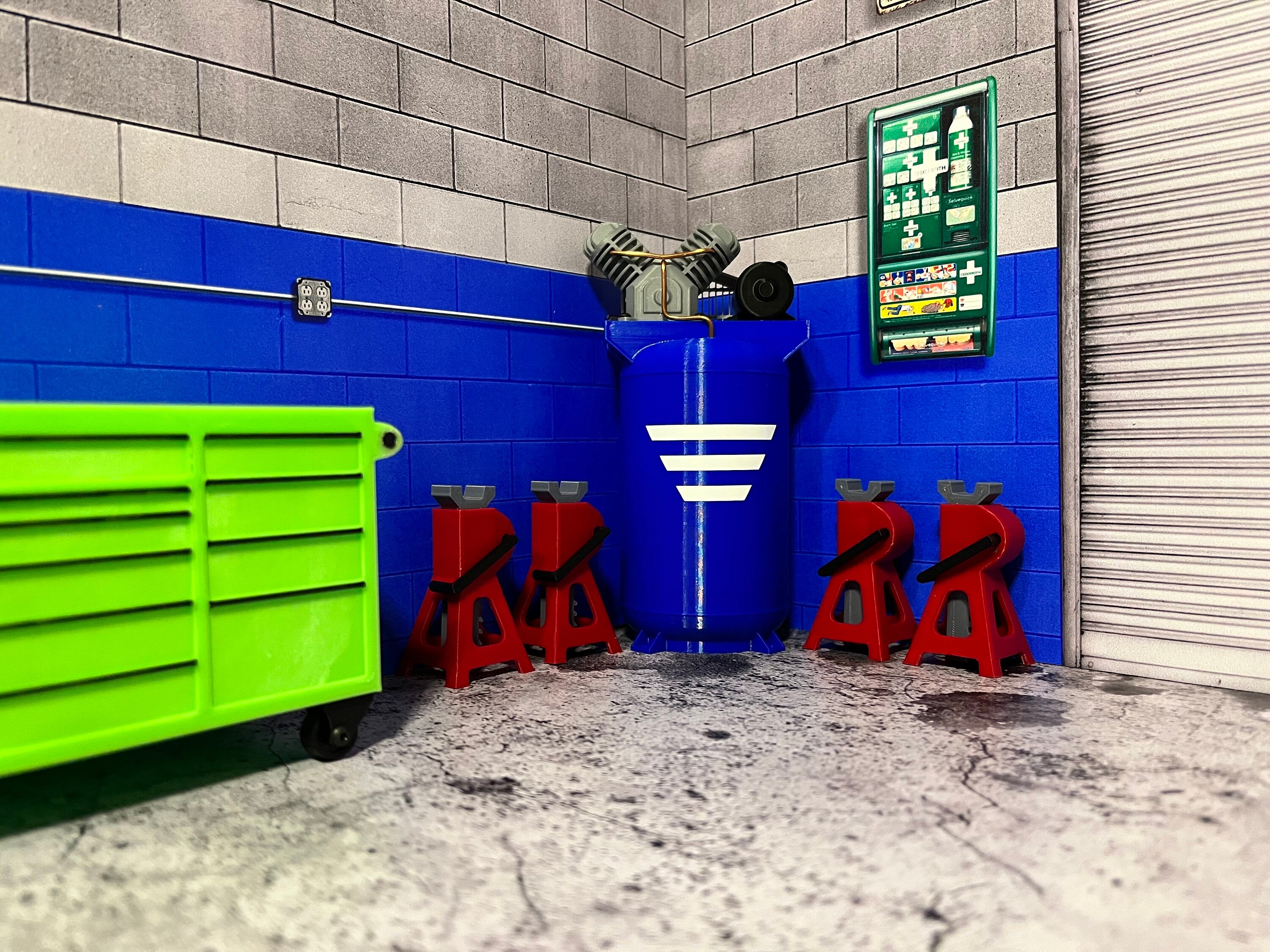 Scale Air Compressor 1/10 Scale Garage Air Compressor Scale Diorama Air ...