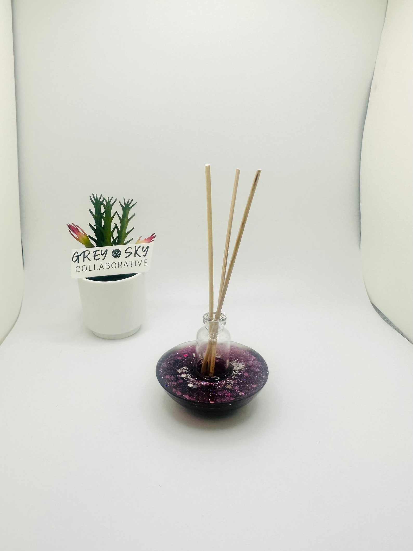 Sphere of Stars Mini Scented Oil Diffuser | Epoxy Resin Reed Diffuser ...
